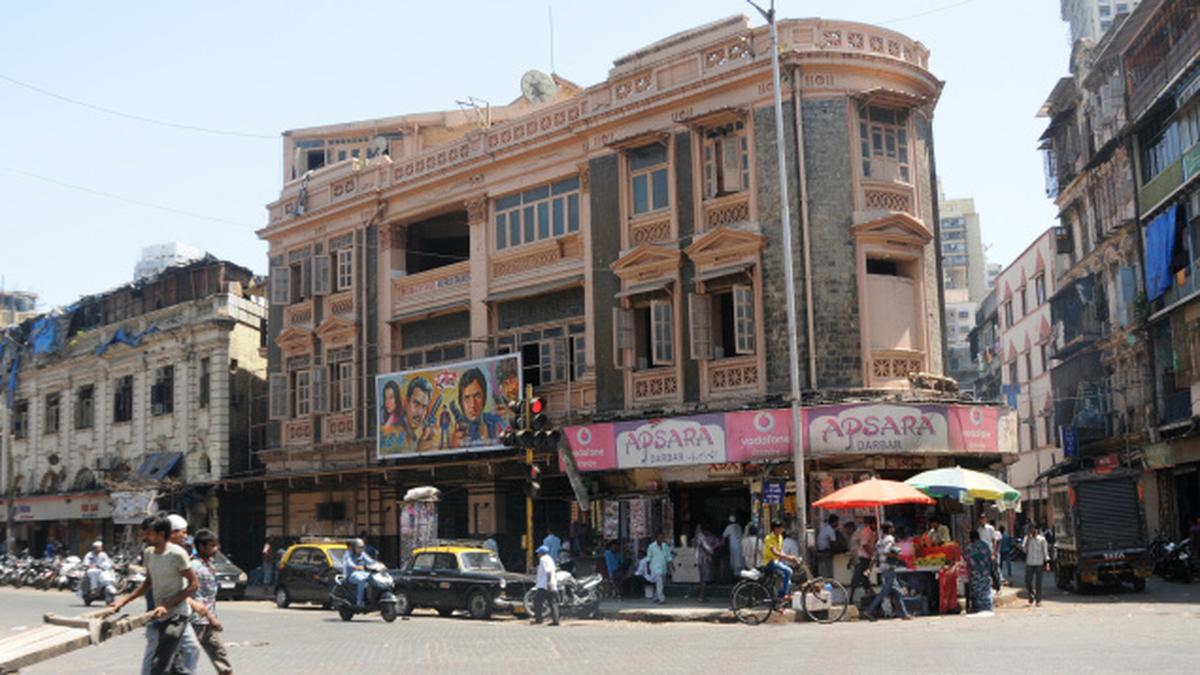 Roli Srivastava on Mumbai’s iconic old cinema theatres shutting down ...