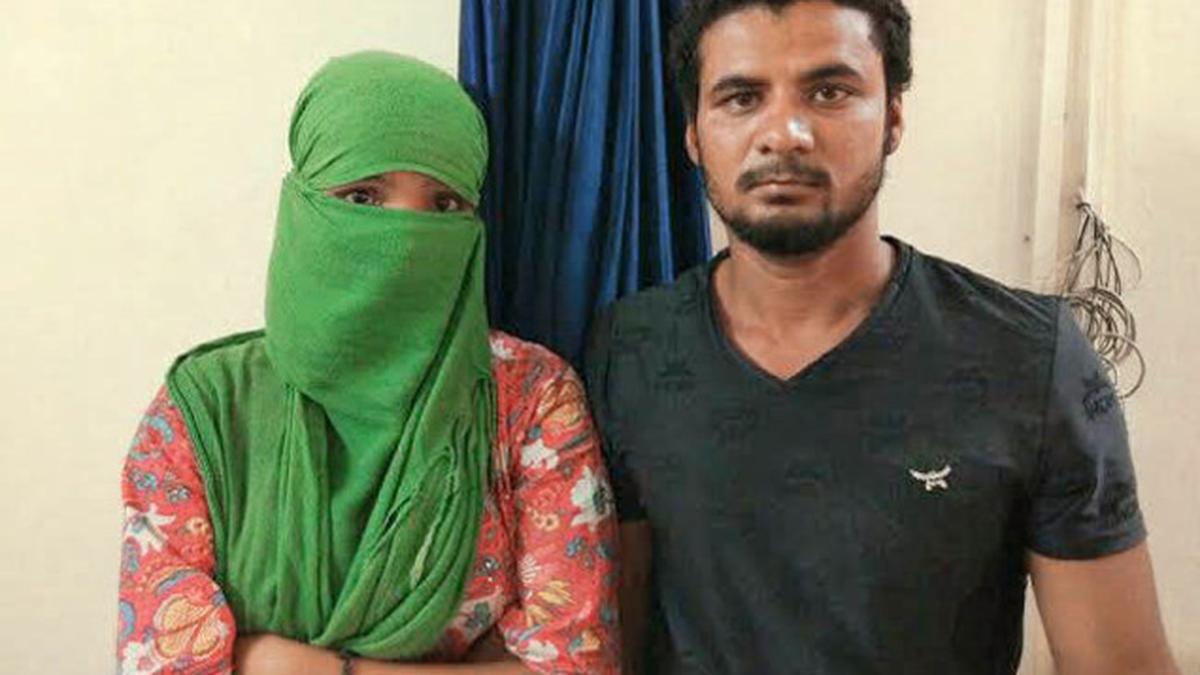 Teenaged girl plots robbery at friend’s house - The Hindu