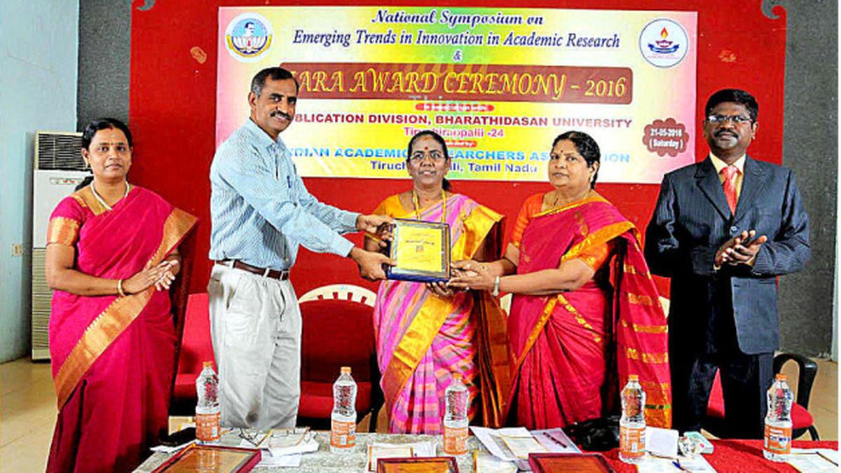 Best scientist award conferred - The Hindu