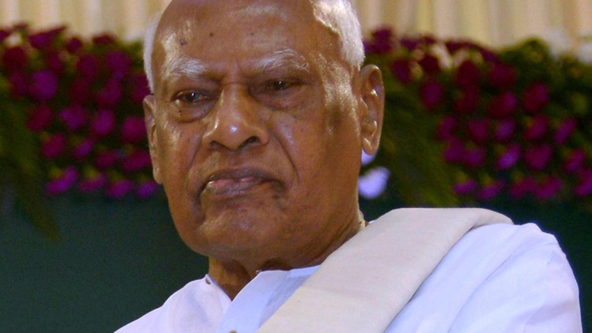 TN Governor seeks Thanjavur, Aravakurichi polls by June 1 - The Hindu