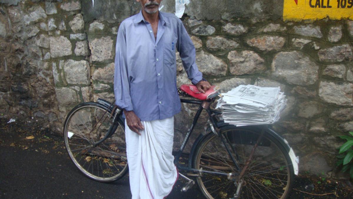 Mohanakumar, a newspaper deliveryman - The Hindu