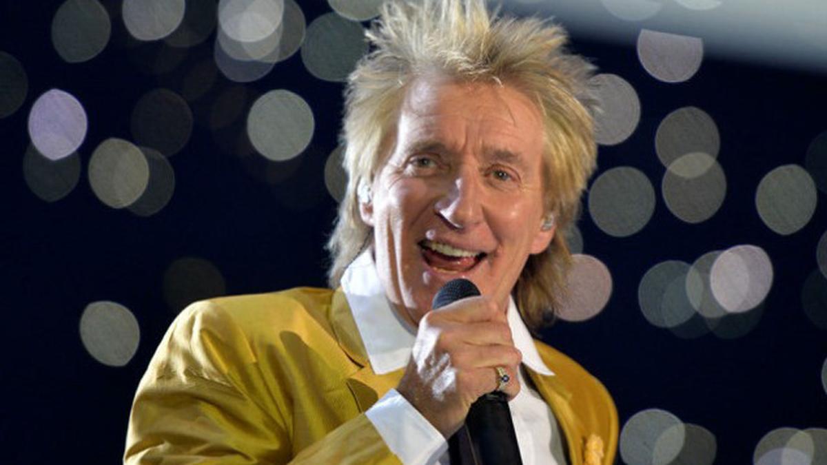Singer Rod Stewart receives knighthood - The Hindu