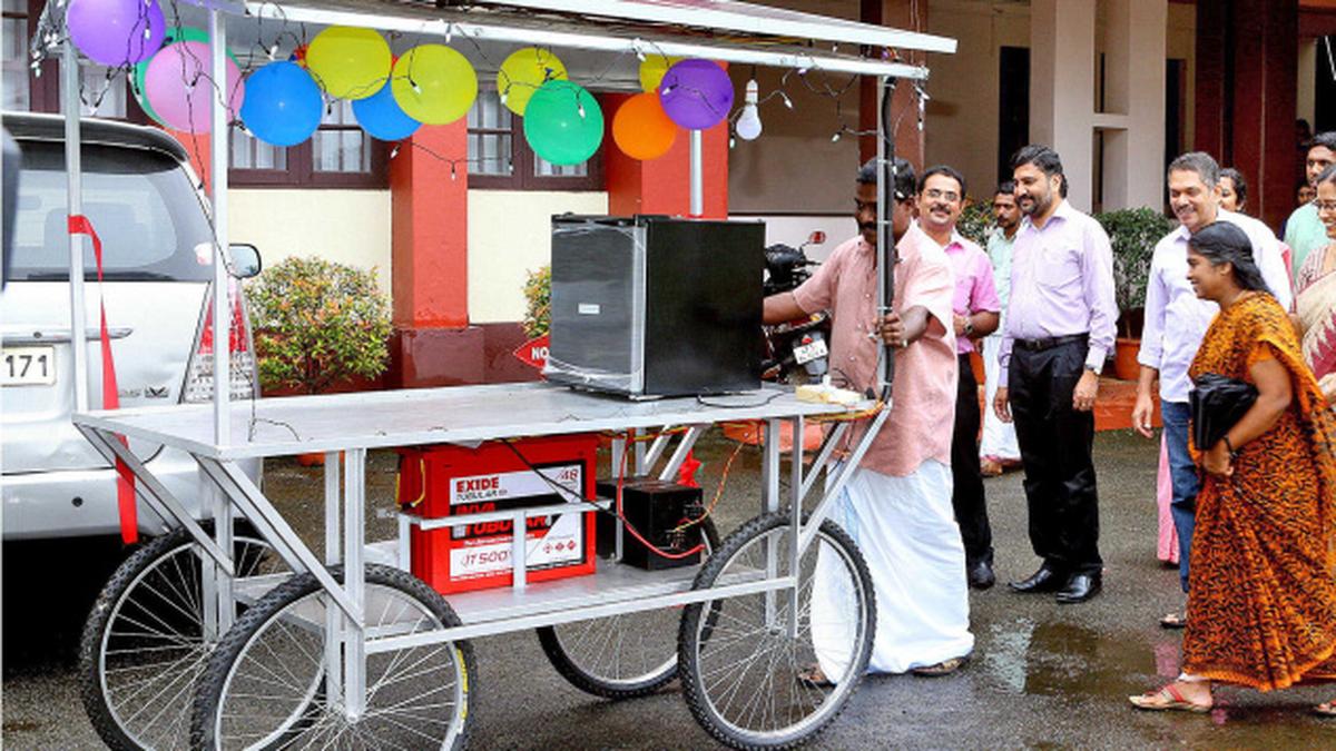 This solar cart lights up his life - The Hindu