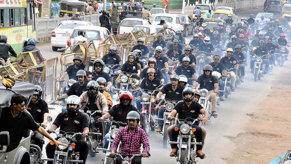 On International Jawa Yezdi Day, Roadkings rule streets of Mysuru - The ...