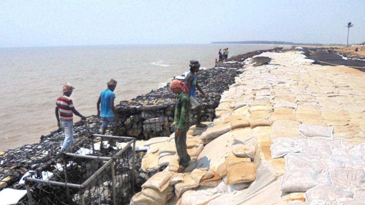 Geo-synthetic tubes deployed along Odisha coast to tackle sea erosion ...