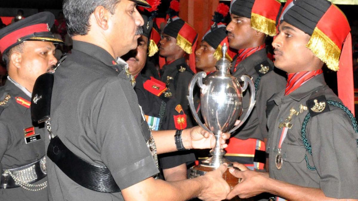 198 new recruits attend attestation parade at MLIRC - The Hindu