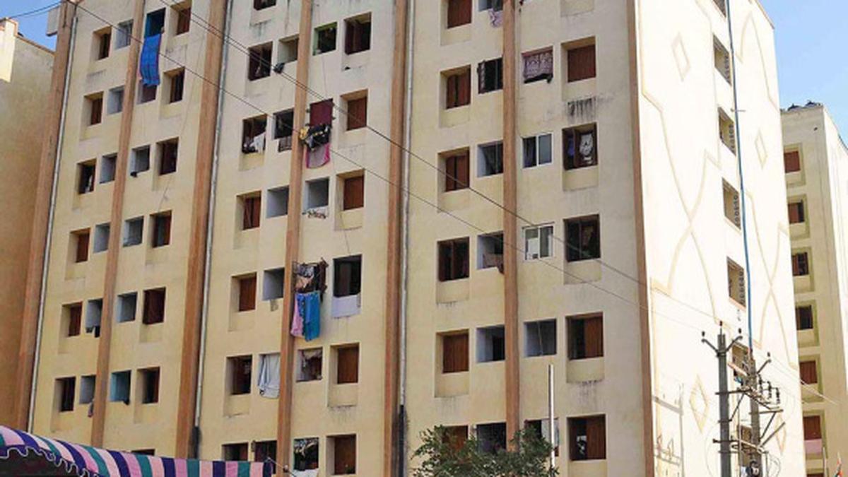 Efforts on to empower resettled residents of Ezhil Nagar - The Hindu