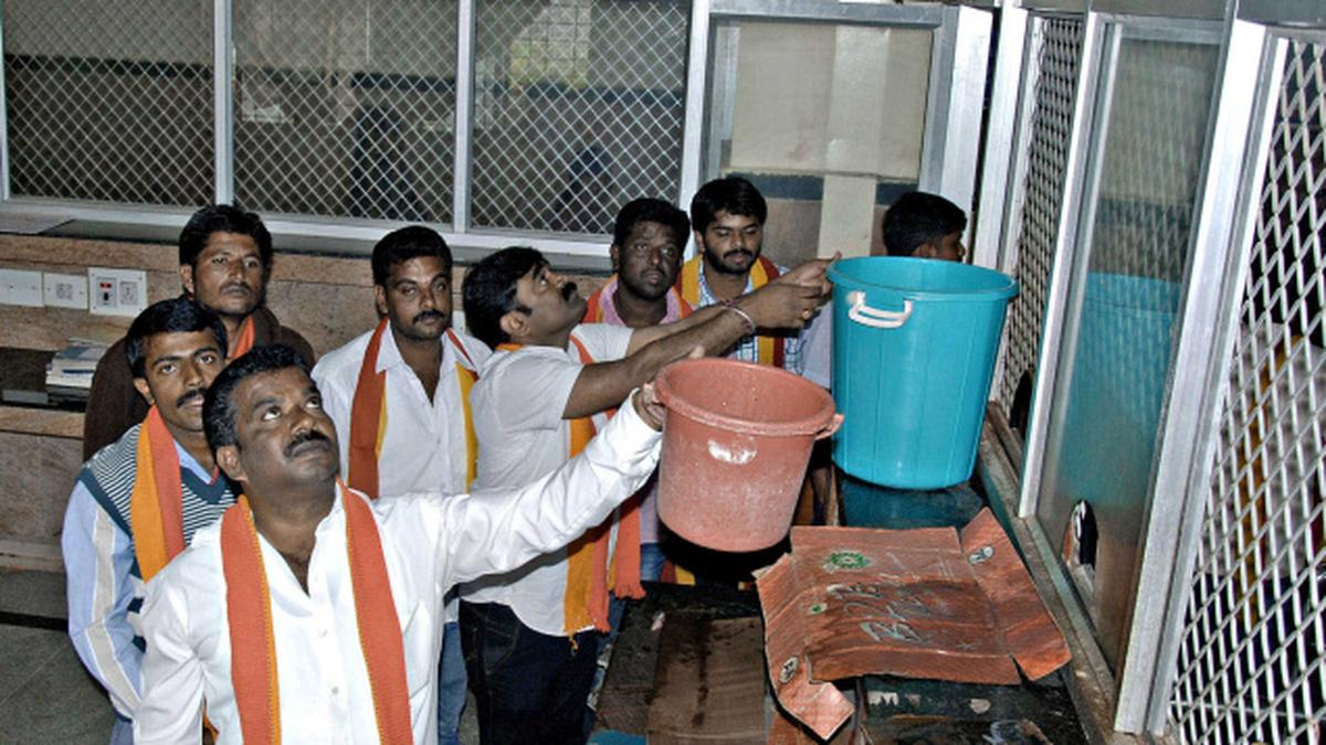 Protesters demand repairs to HIMS hospital building - The Hindu