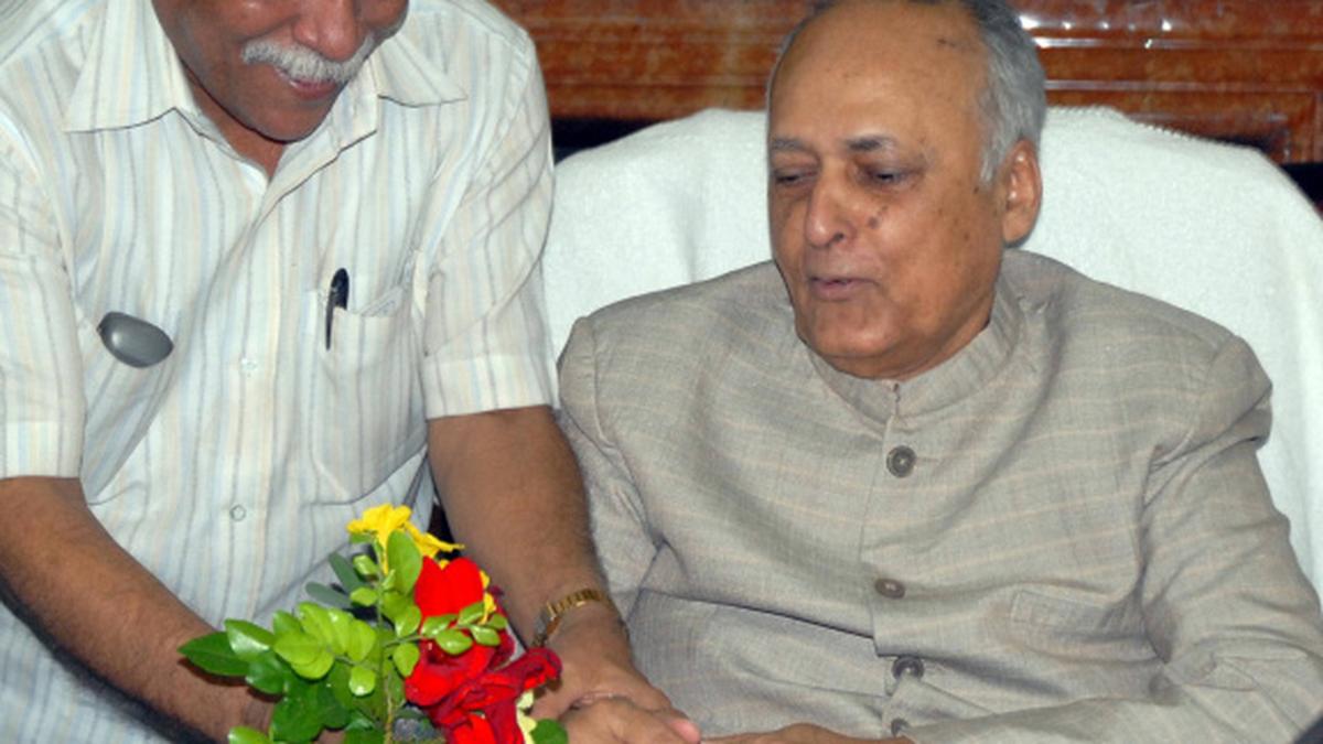 Halim has been deft captain of a ship, says Buddhadeb - The Hindu