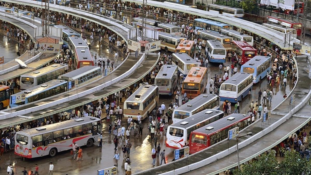 Who benefits from bunching of buses? - The Hindu