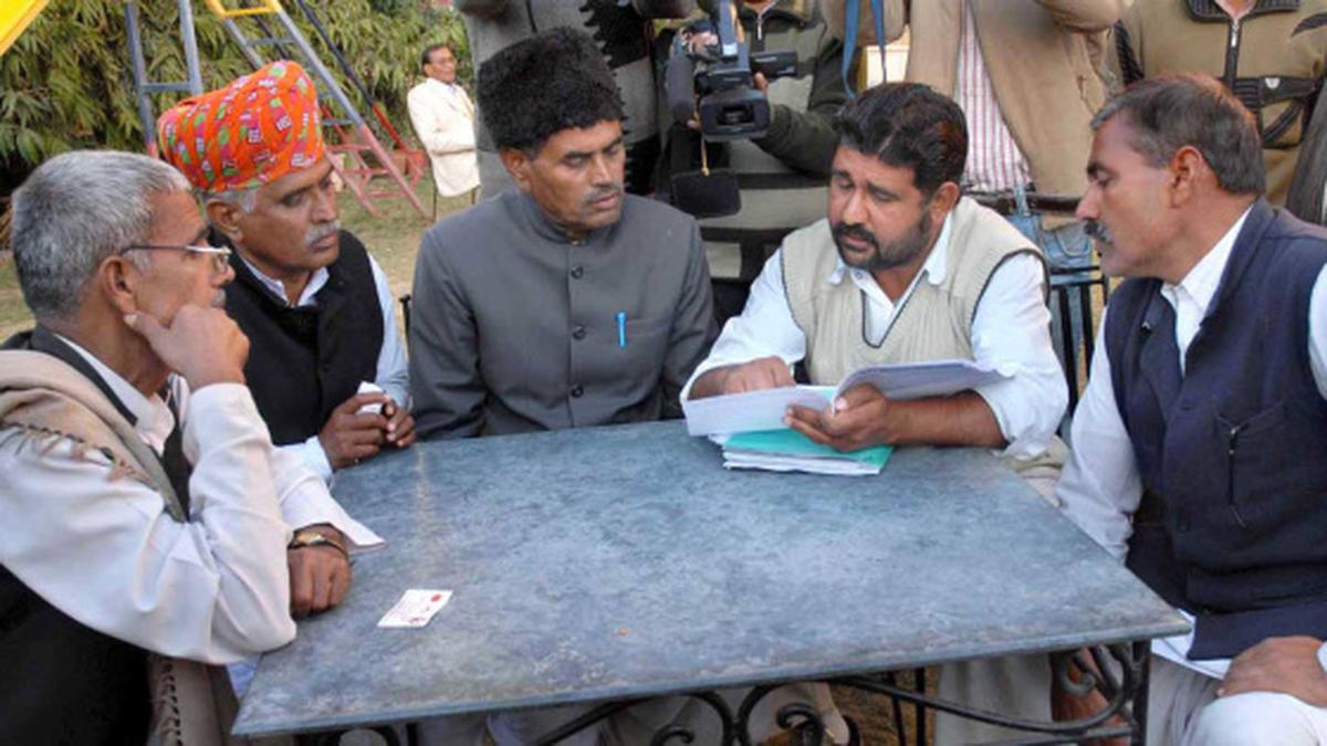 Talks fail as Gujjars stick to demand - The Hindu