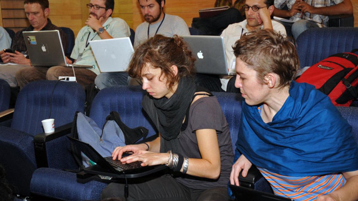 Wikipedia's birthday bash in Bangalore - The Hindu