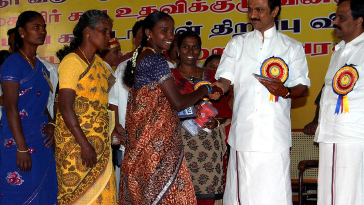 Stalin inaugurates Periyar samathuvapuram at Pilipakuttai - The Hindu