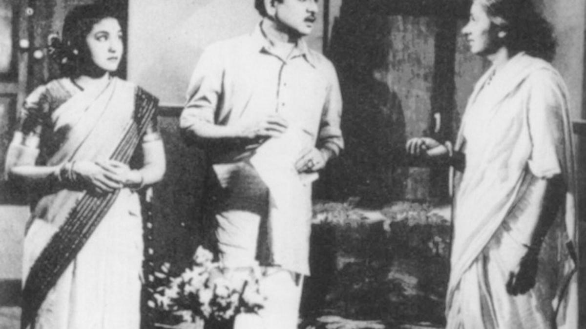 Moondru Pillaigal 1952 - The Hindu