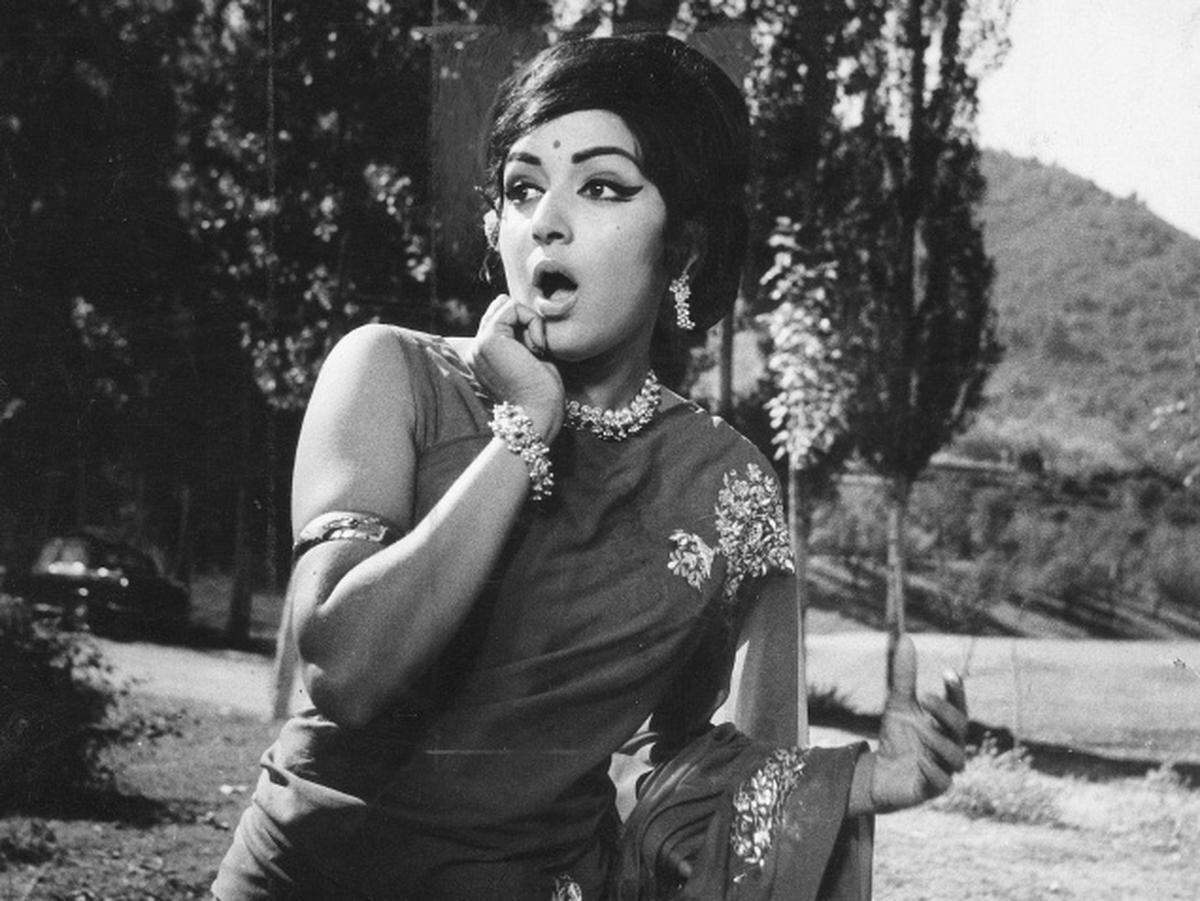 Abhinetri (1970) - The Hindu