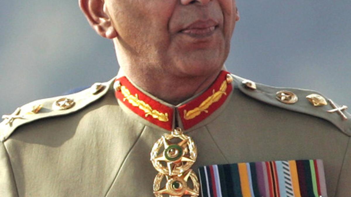 Kayani escapes Taliban rocket attack - The Hindu