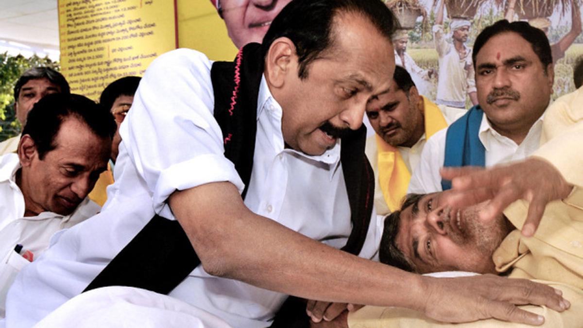 Vaiko wants regional parties to join hands - The Hindu