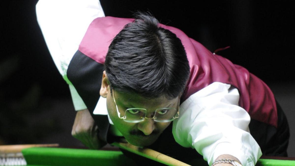 Alok pips Advani to claim title - The Hindu