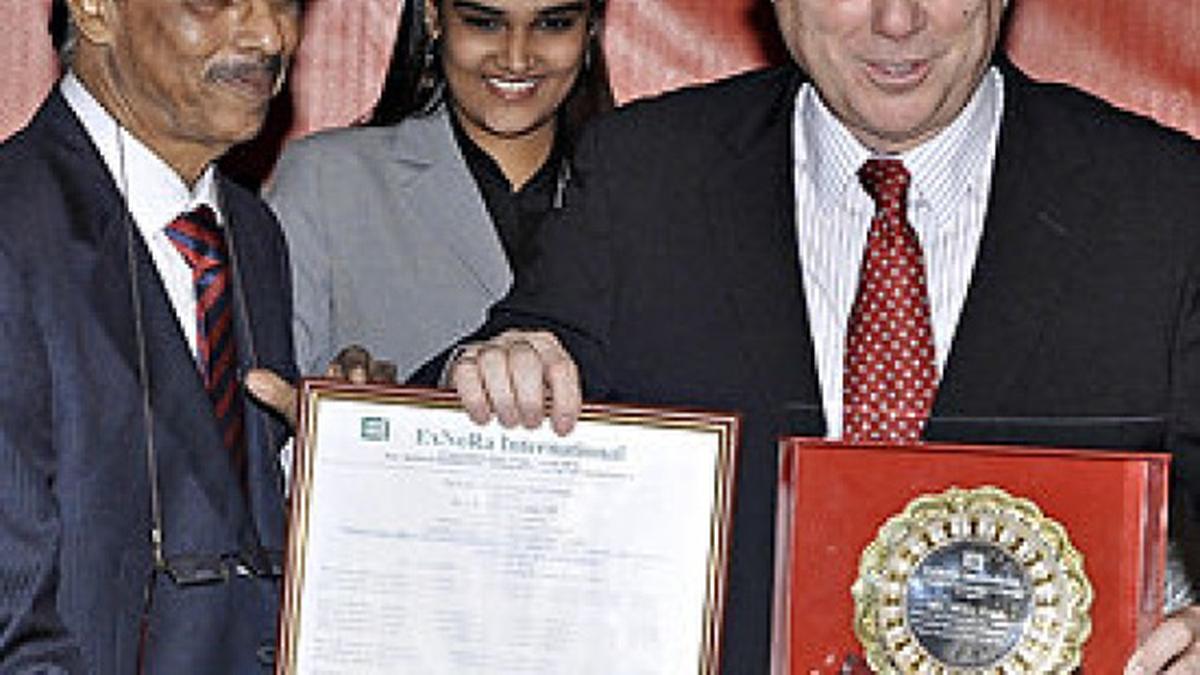 South Australia Premier Mike Rann honoured - The Hindu