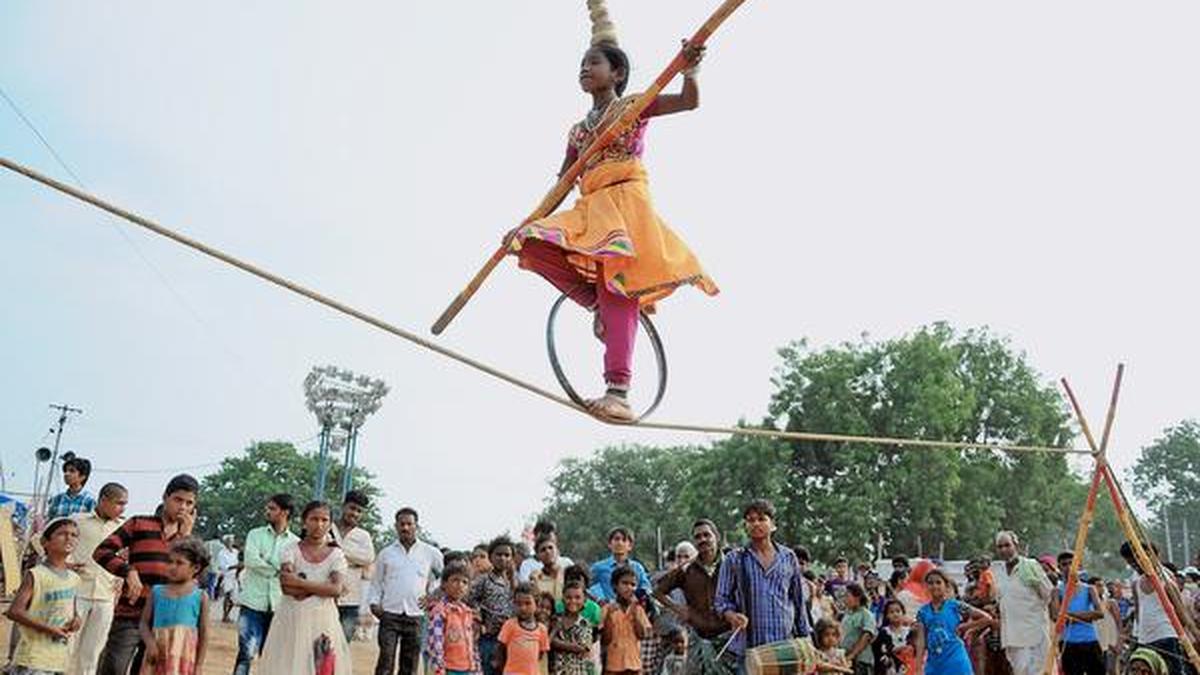 Rottela Panduga a big draw - The Hindu