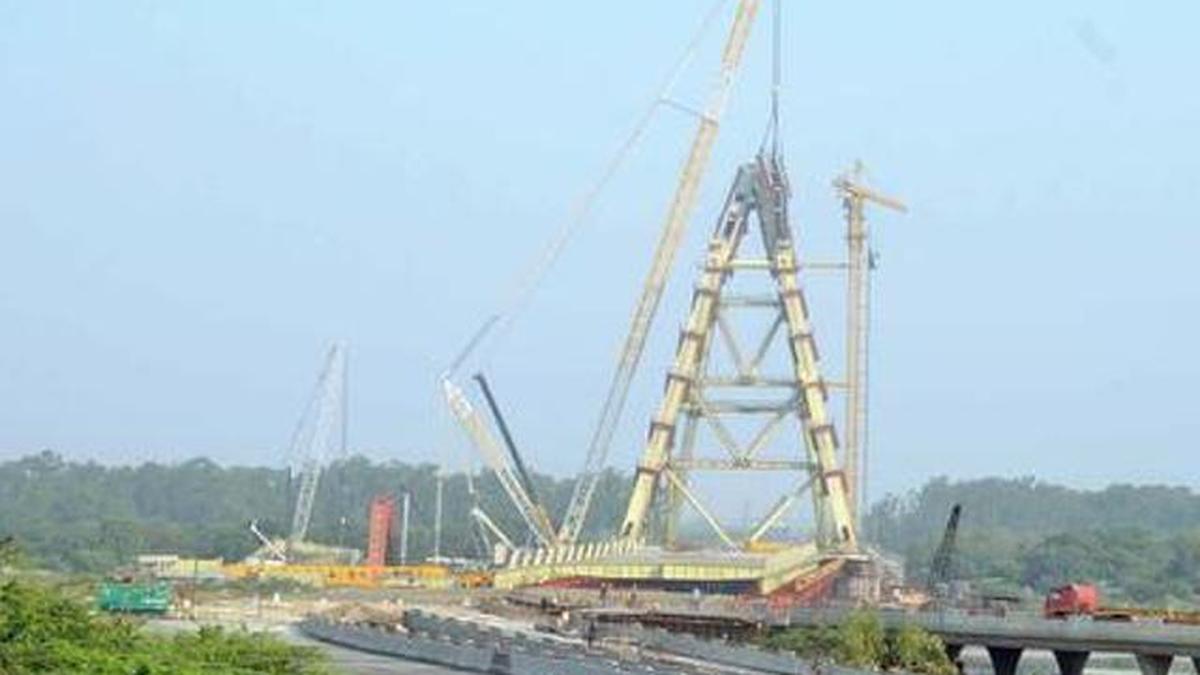 Work on Signature Bridge resumes - The Hindu