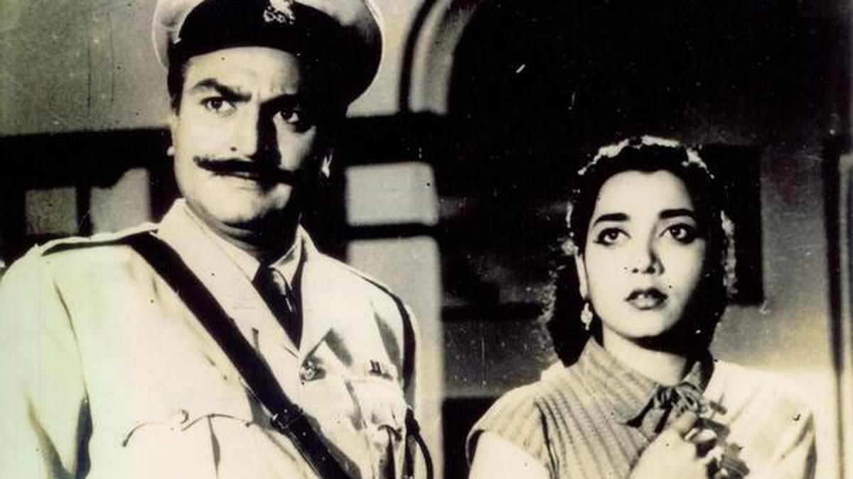 Blast from the past: PADANDI MUNDUKU (1962) - The Hindu