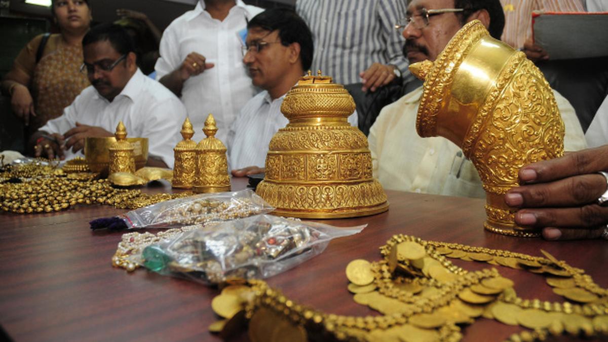 Agiripalli jewellery made public - The Hindu