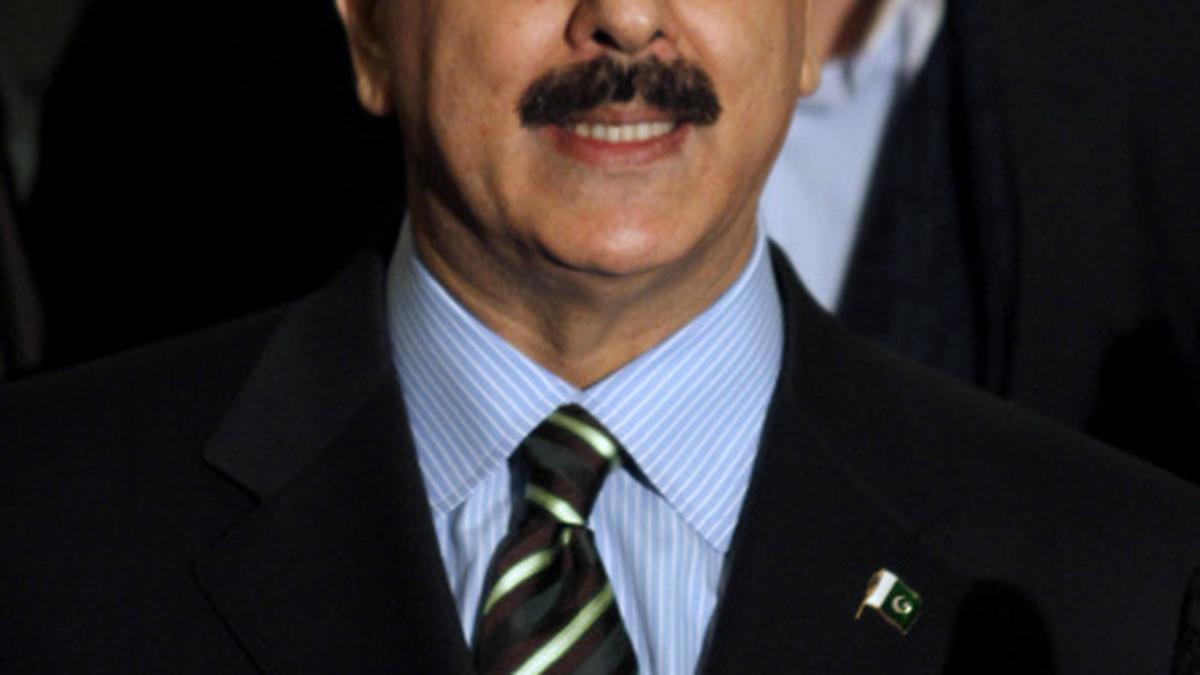 Pakistan moves to avert epidemics - The Hindu