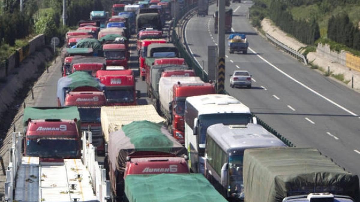 China's 10-day traffic jam “longest ever” - The Hindu