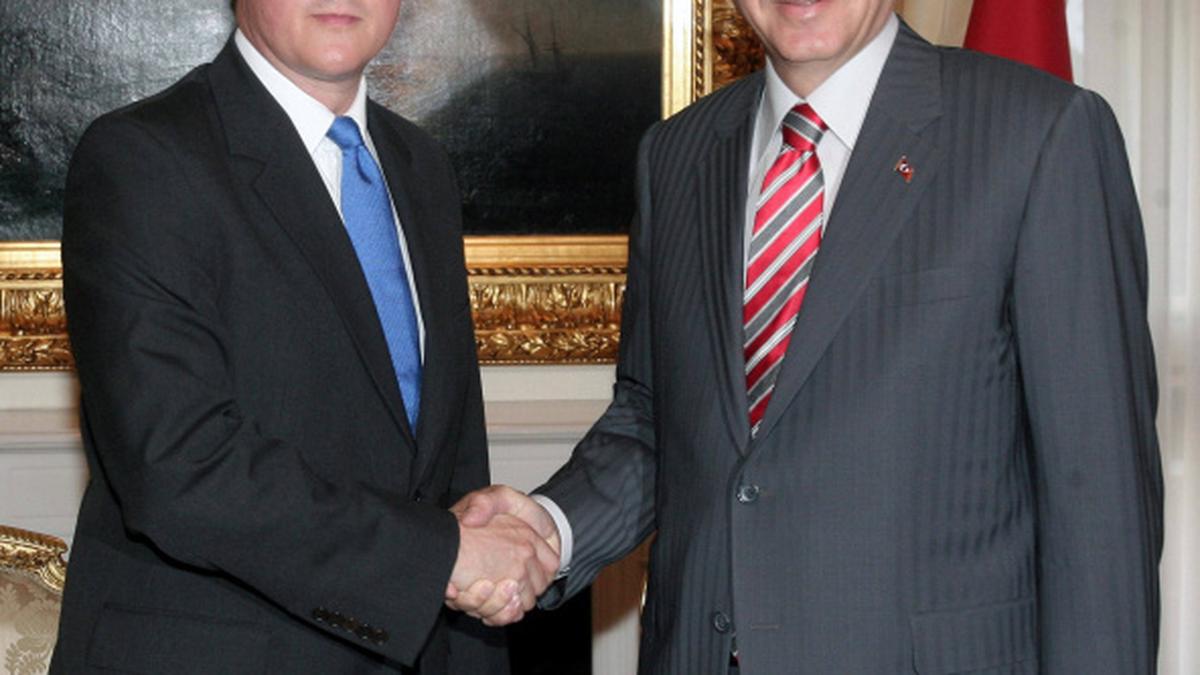 Cameron backs Turkey’s bid to join EU - The Hindu