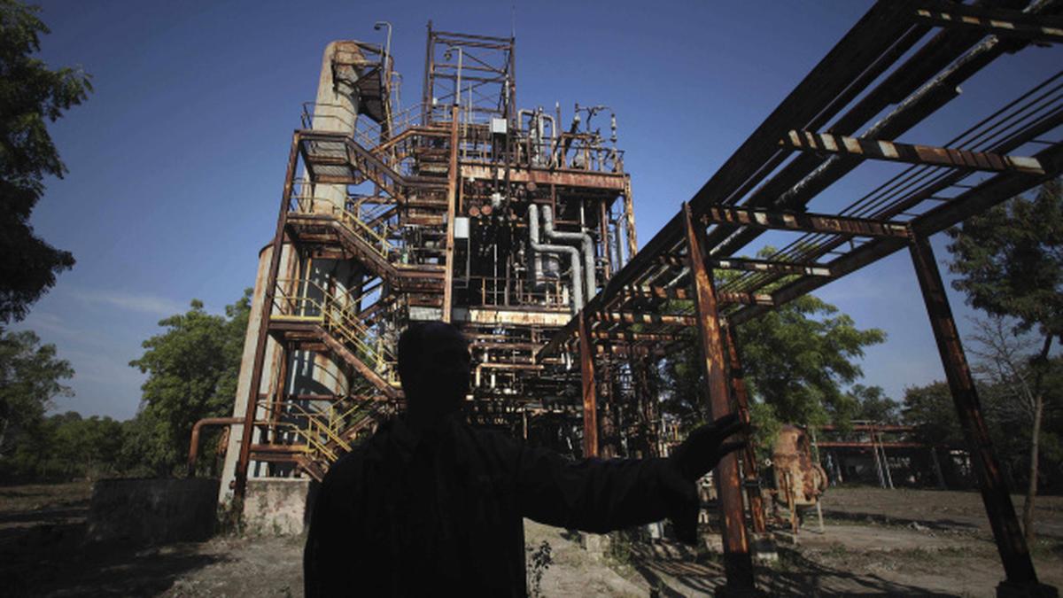 Will ensure safe disposal of Union Carbide waste: Javadekar - The Hindu