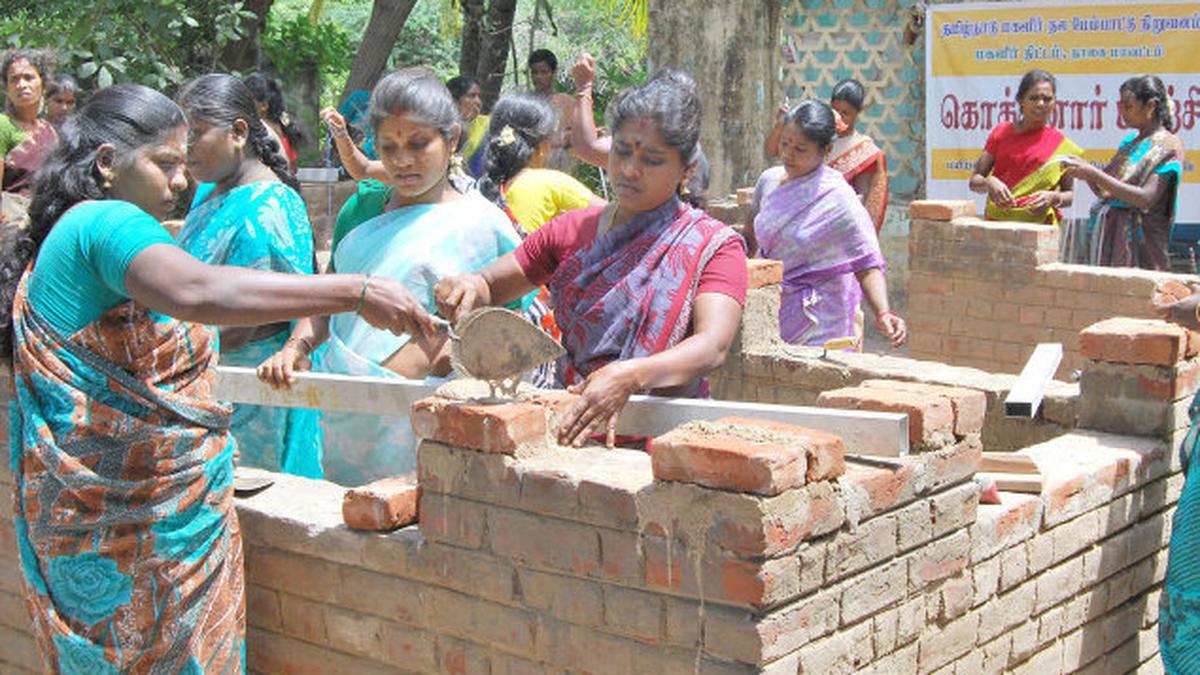 Masonry for women empowerment - The Hindu
