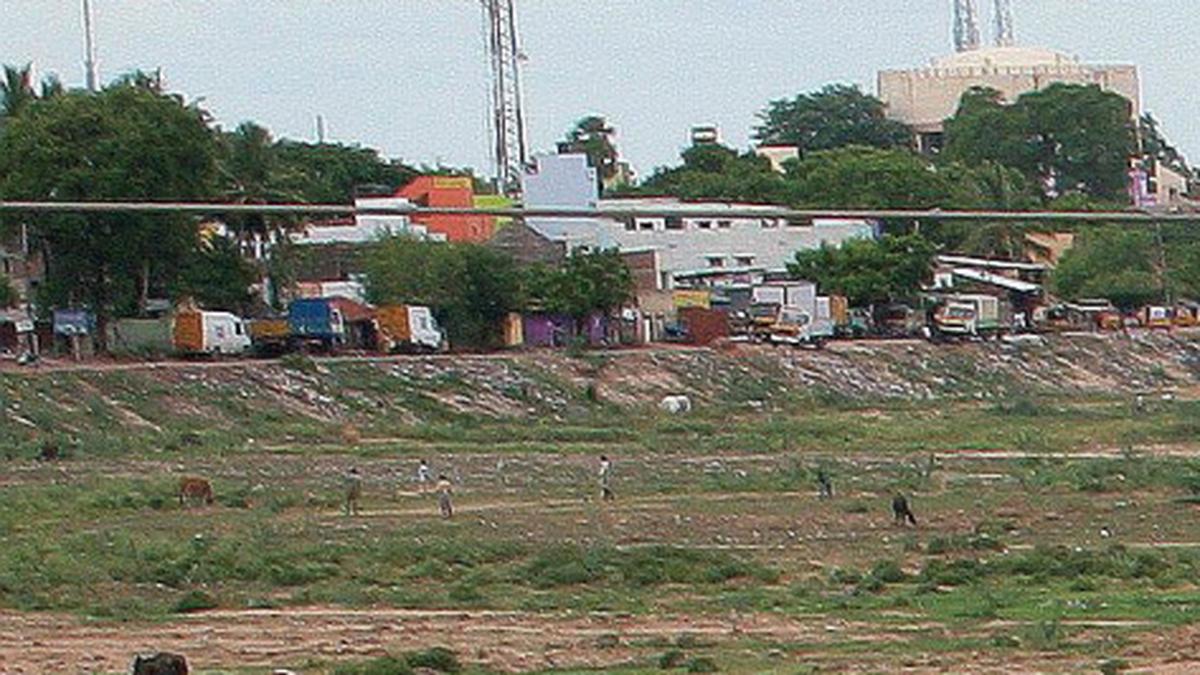 Sinking water table and stinking drainages - The Hindu