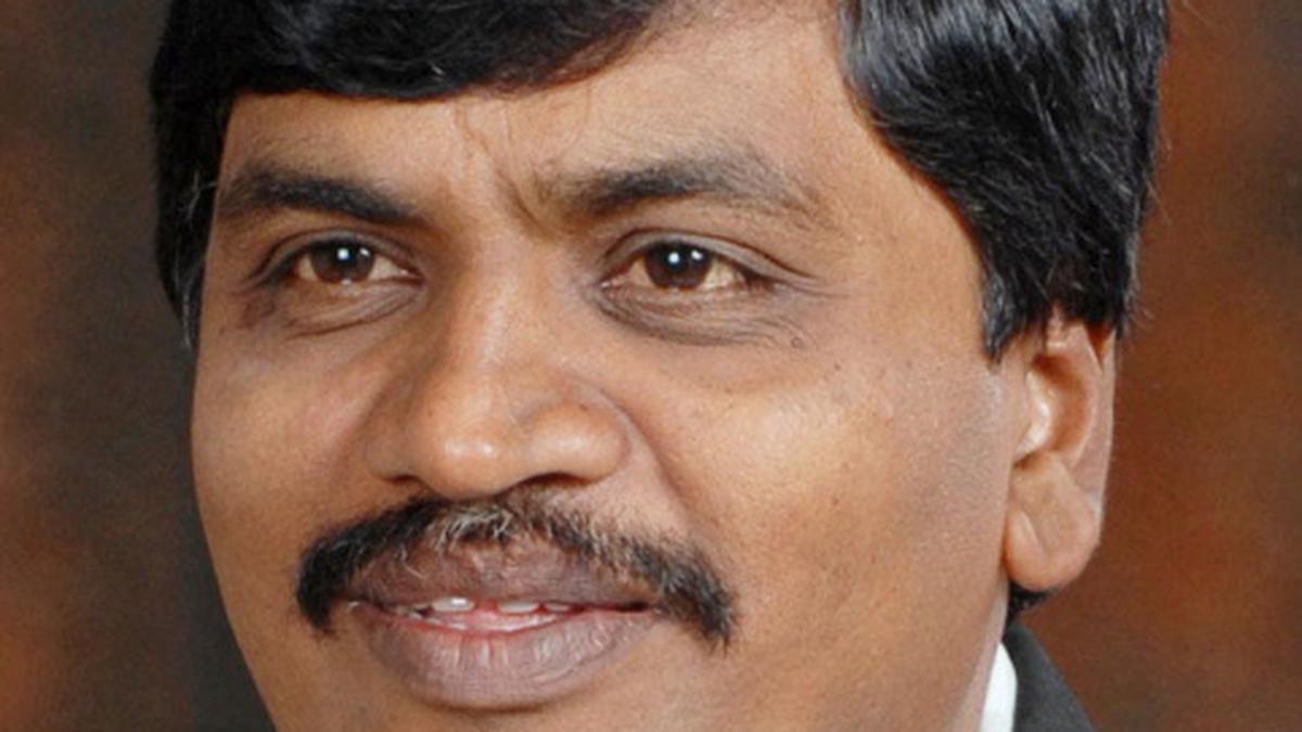 Stress on self-confidence in Tamil literature - The Hindu