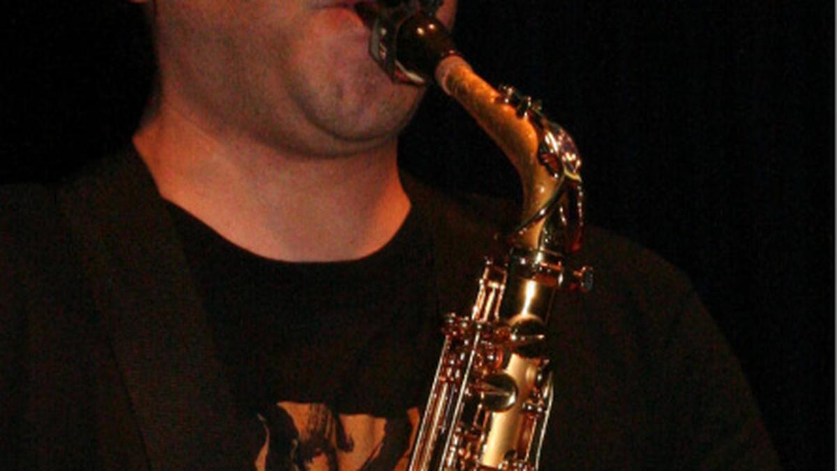 Dialogues on the sax - The Hindu