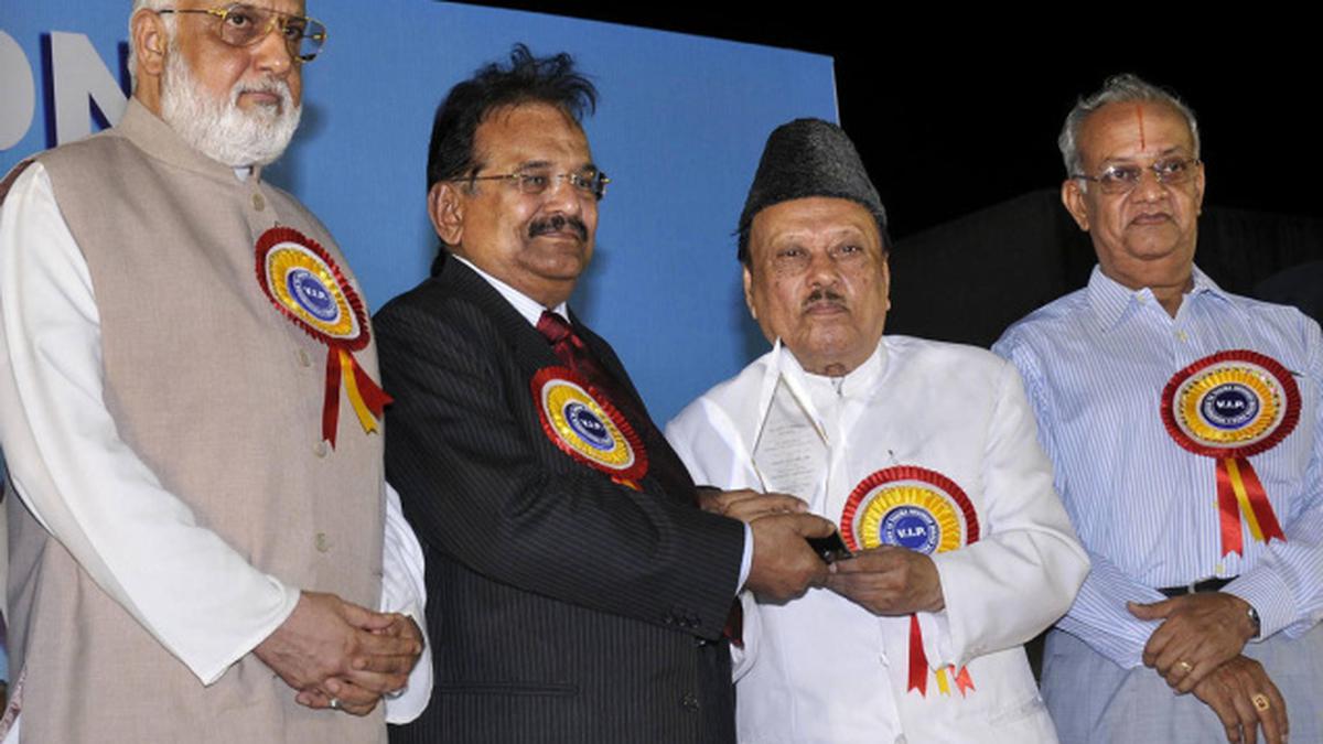 Educationist Moosa Raza Honoured The Hindu 