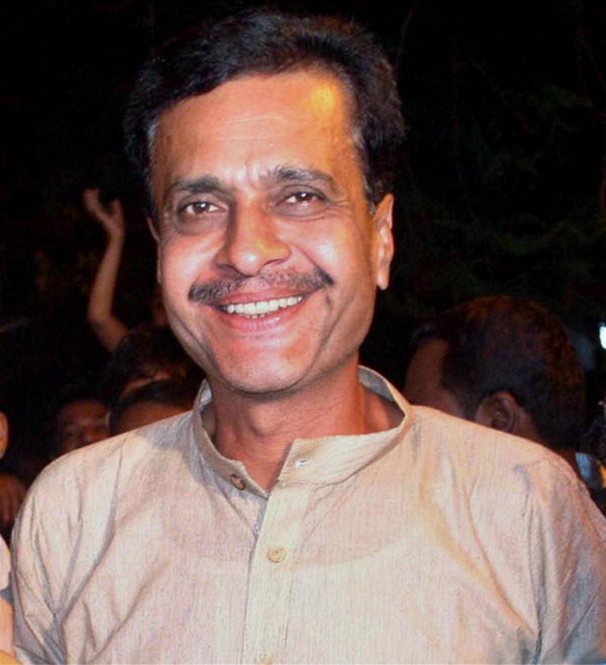 Pravin Mahajan is dead - The Hindu