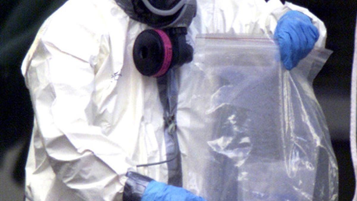 U.S. anthrax patient up and walking around - The Hindu