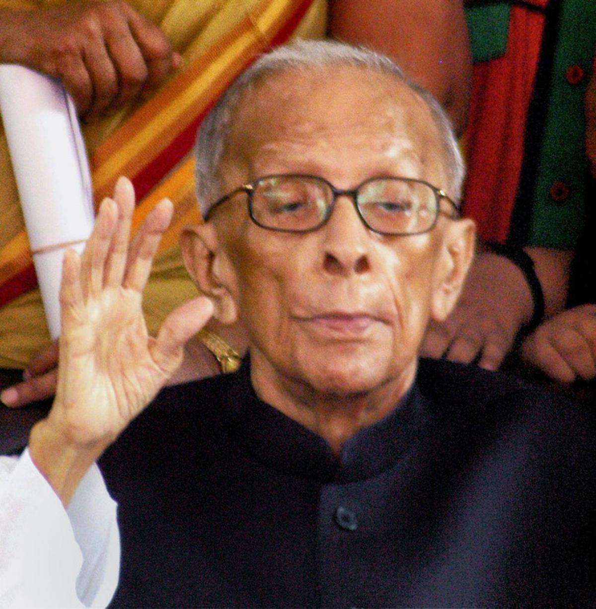 Jyoti Basu: The Marxist who almost became India's PM - The Hindu