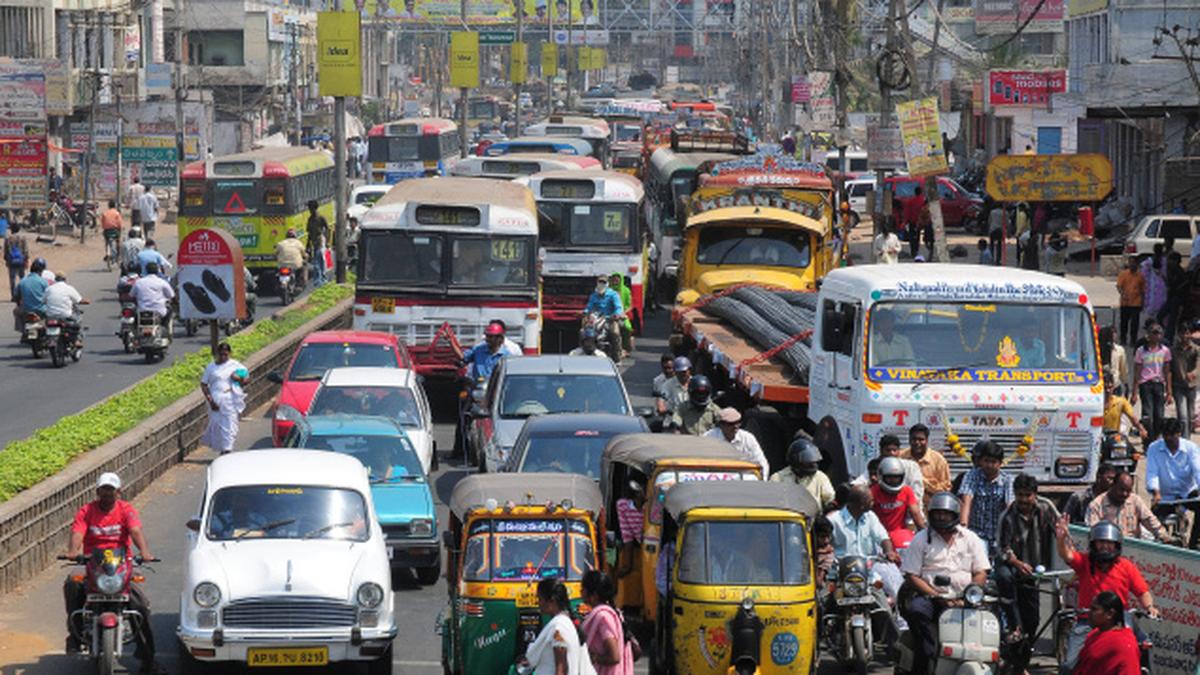 Collector to convene meet on traffic problem in city - The Hindu