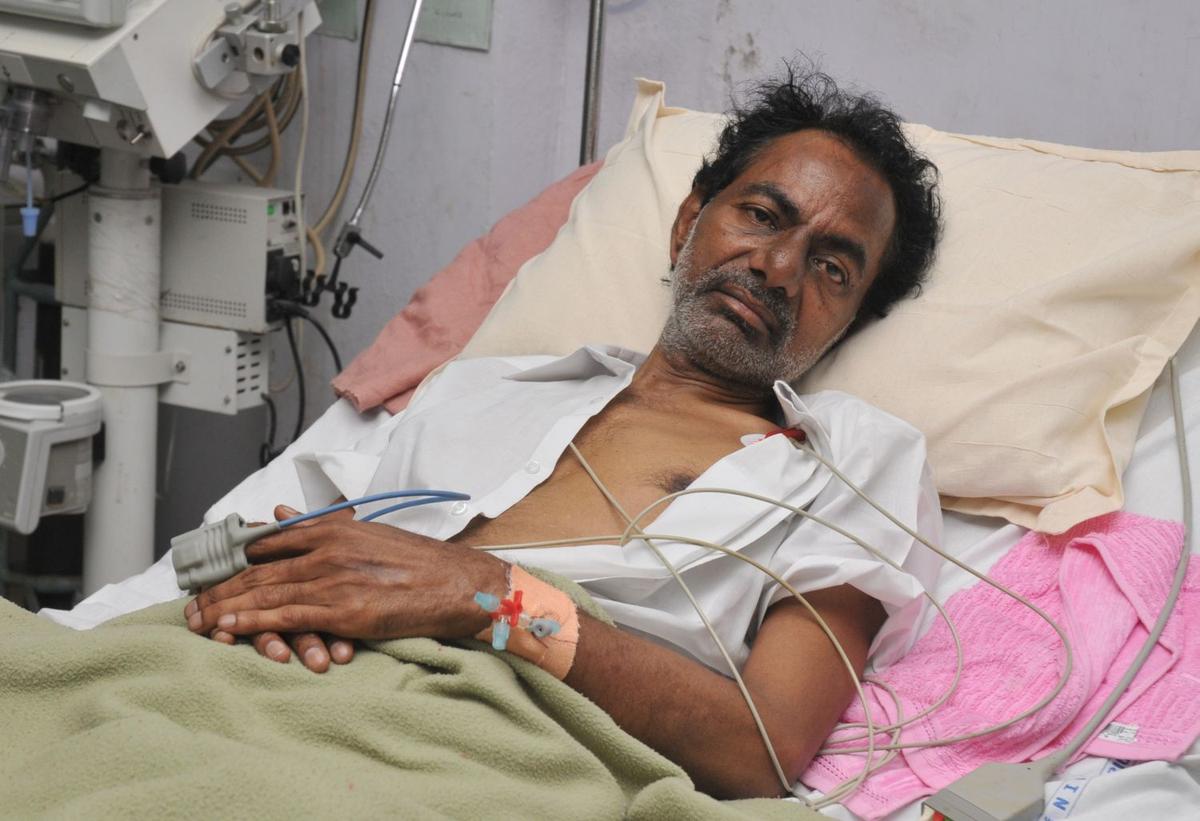 KCR’s condition deteriorates - The Hindu