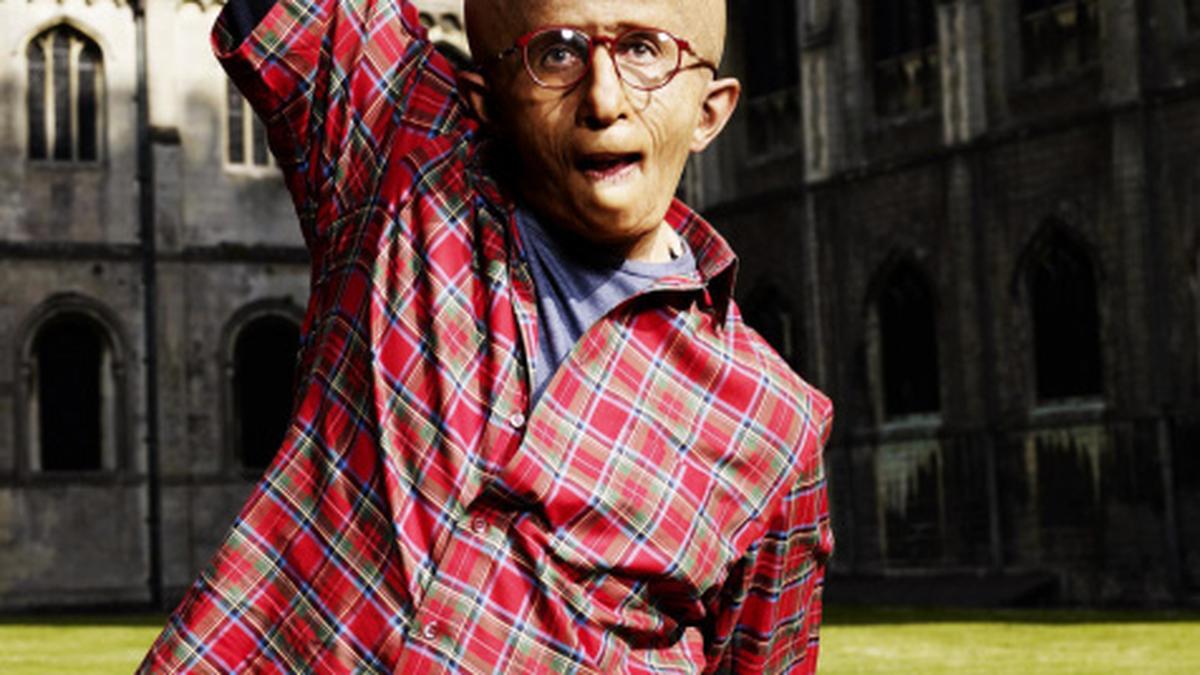 Response to Auro is miraculous: Amitabh Bachchan - The Hindu