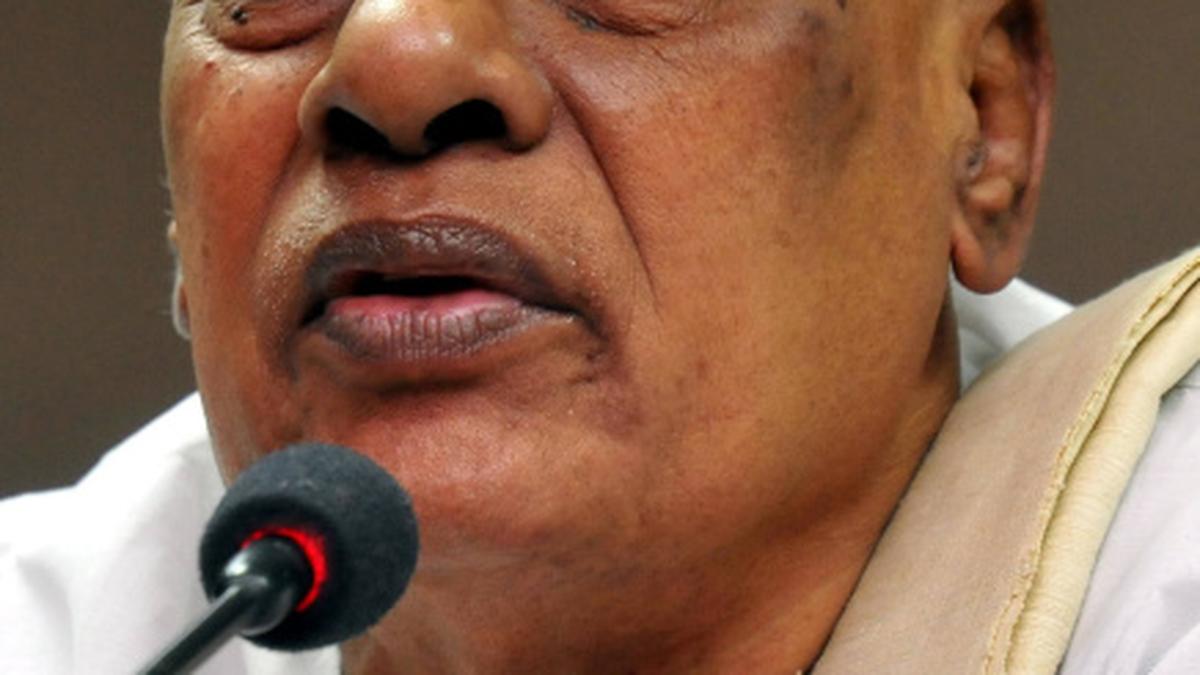 Rosaiah sworn in as Andhra CM - The Hindu