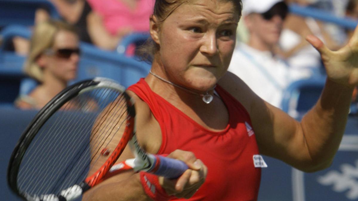 Safina retains top spot - The Hindu