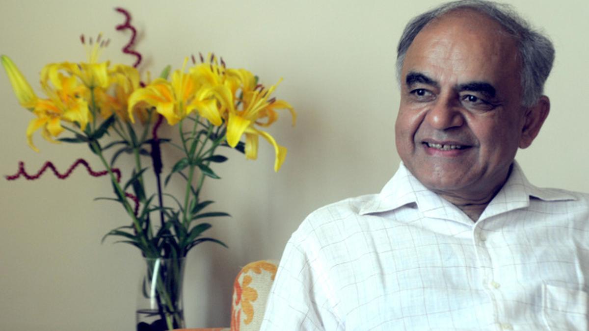 Affluenza: The ease of being Gurcharan Das - The Hindu