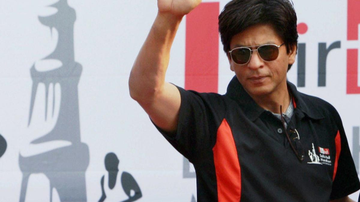 SRK adds magic touch to Delhi Half Marathon - The Hindu
