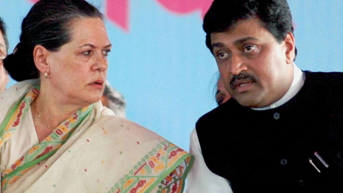 Ashok Chavan meets Sonia Gandhi - The Hindu
