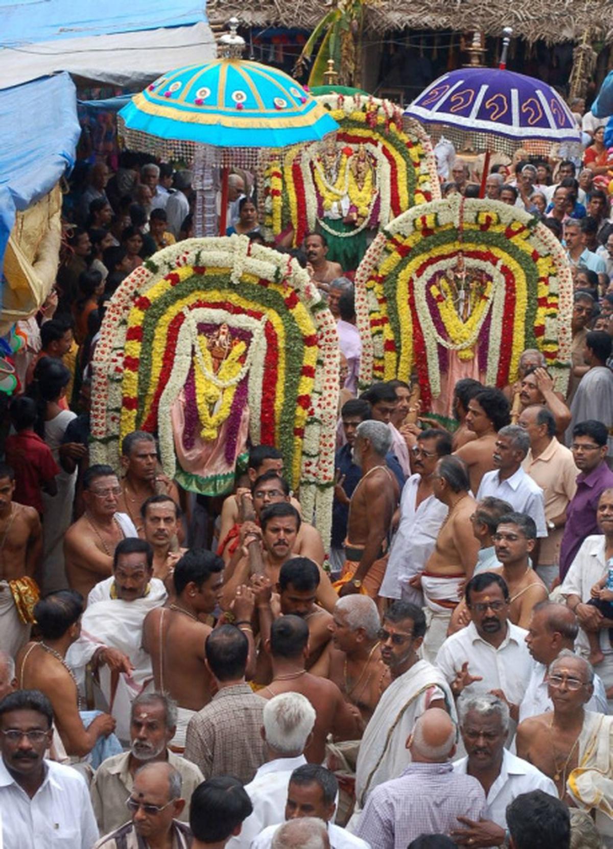 The Kalpathy Car Festival - The Hindu