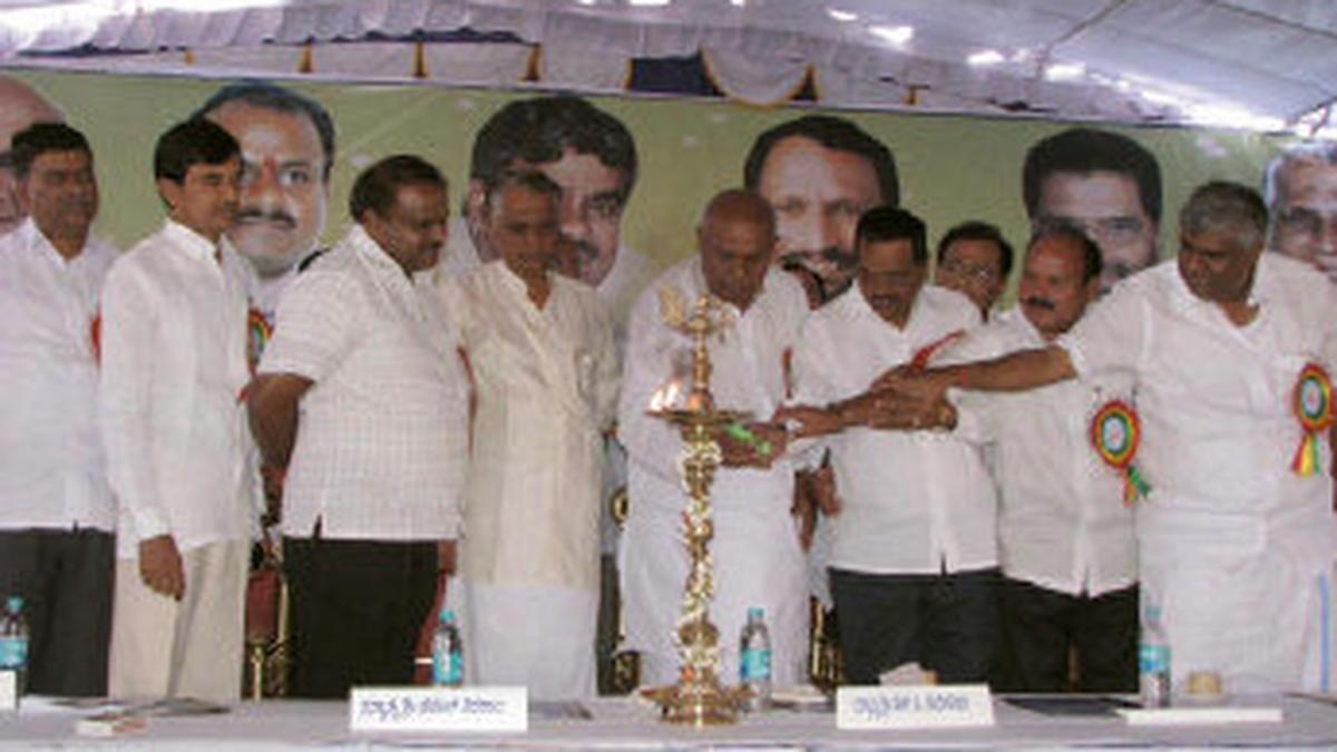 I-T searches in HDCC in Hassan; chairman claims nothing objectionable ...