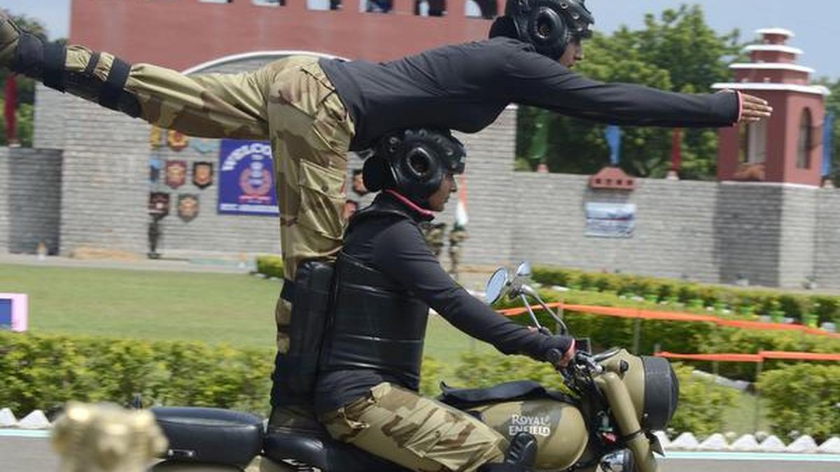 Day in pictures - October 9, 2017 - The Hindu